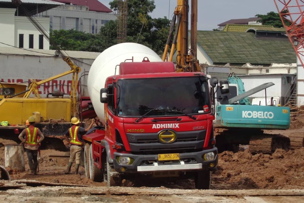 Harga Beton Cor Adhimix Terbaru 2025 - Beton Cor Murah