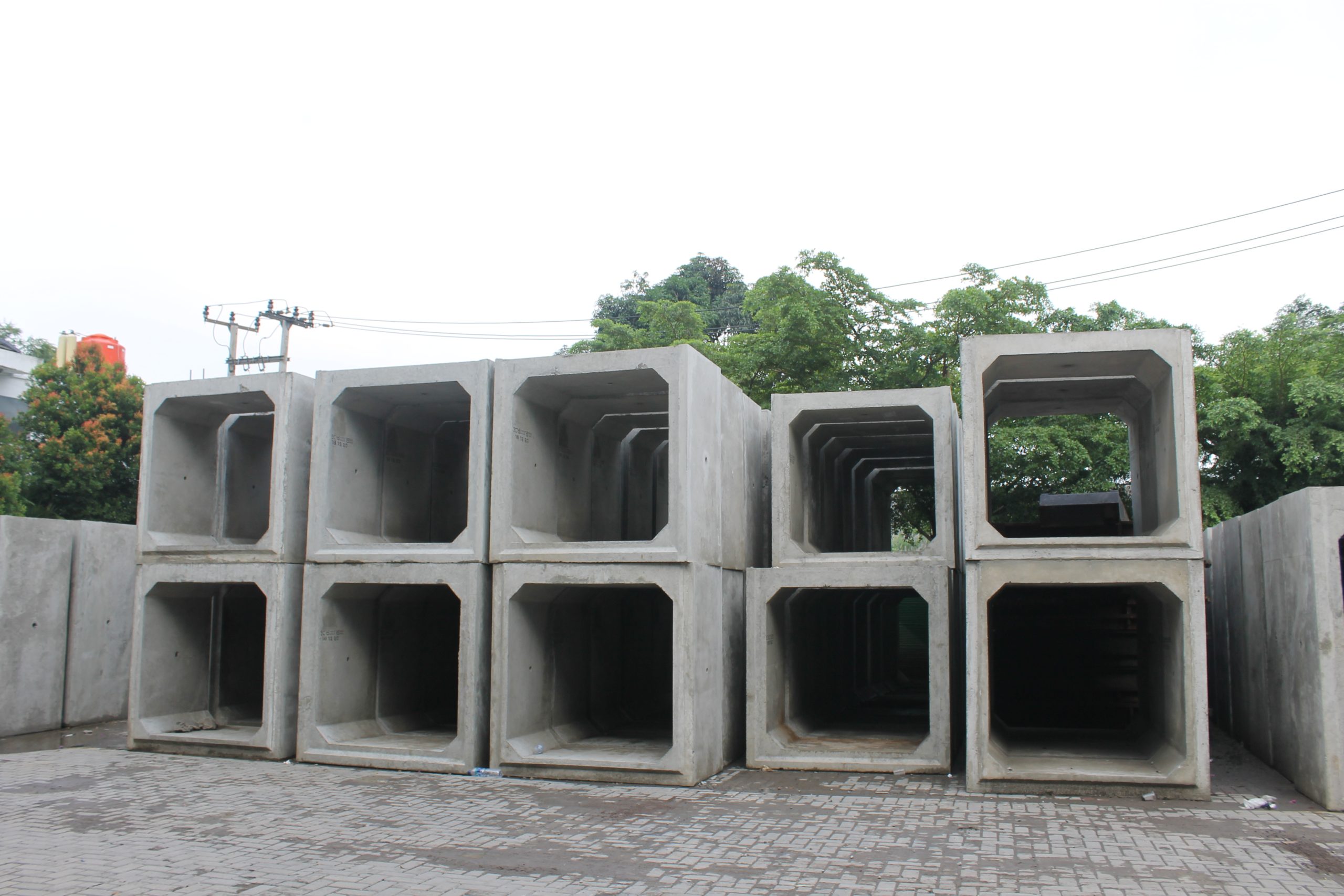 Solusi Lengkap Saluran Air Beton Precast: Box Culvert, U-Ditch,
